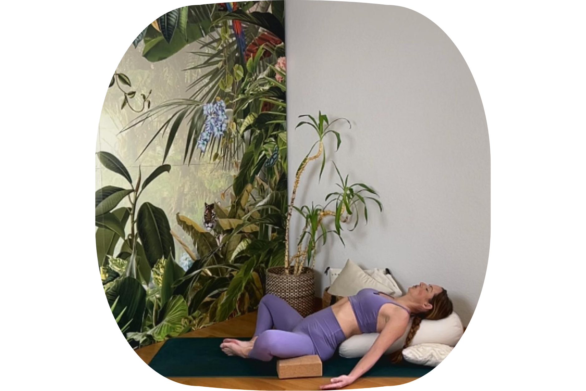 Yin Yoga & Sound Bath | Claudia Lackner